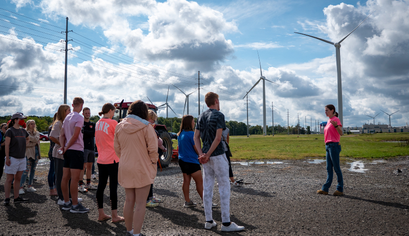UF Class Tours One Energy’s Wind Turbine Component Yard - Local News