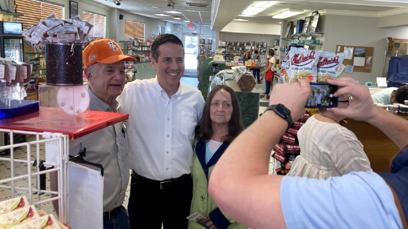Senate Candidate Bernie Moreno Campaigns In Findlay - Local News