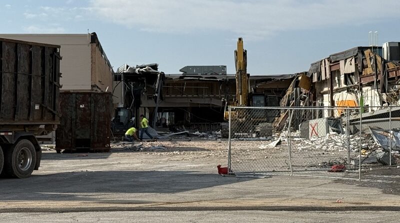 Mall Demolition Underway To Make Way For Target Store - Local News